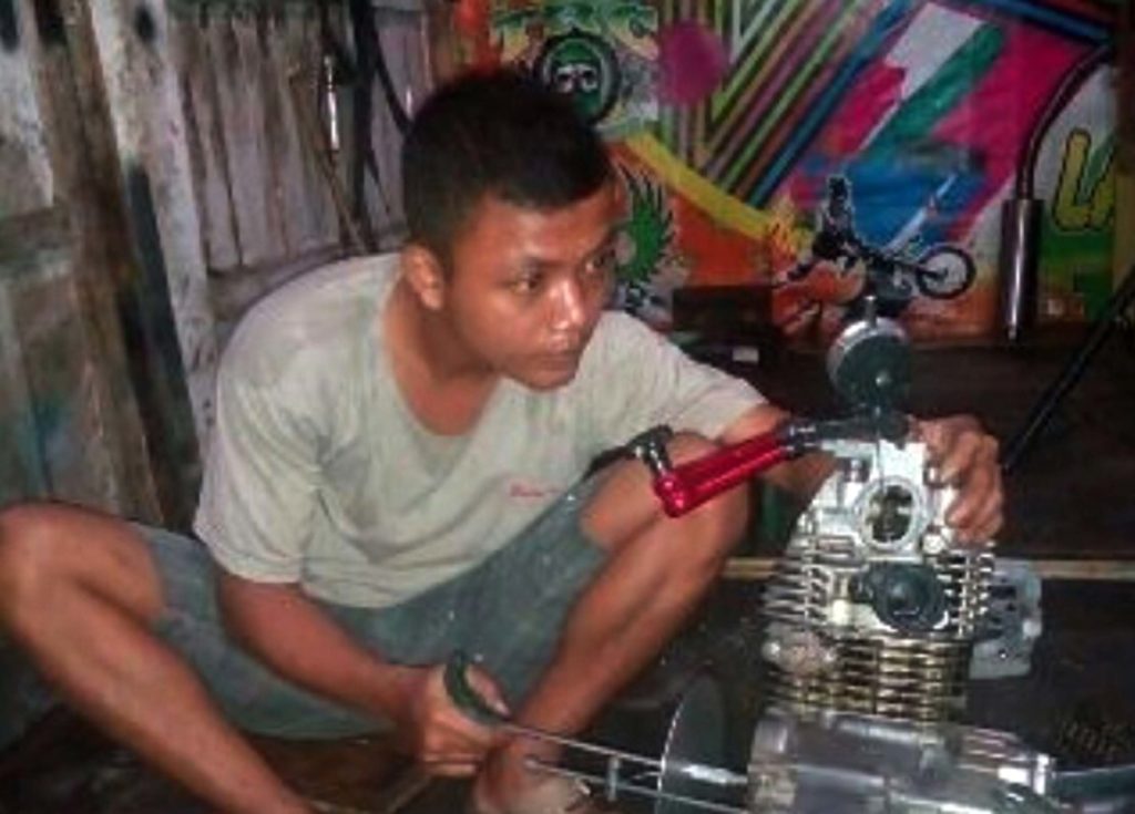 Prabowo Adi Saputro (Grobogan), Grestreker Sekaligus Mekanik, Kawal ...