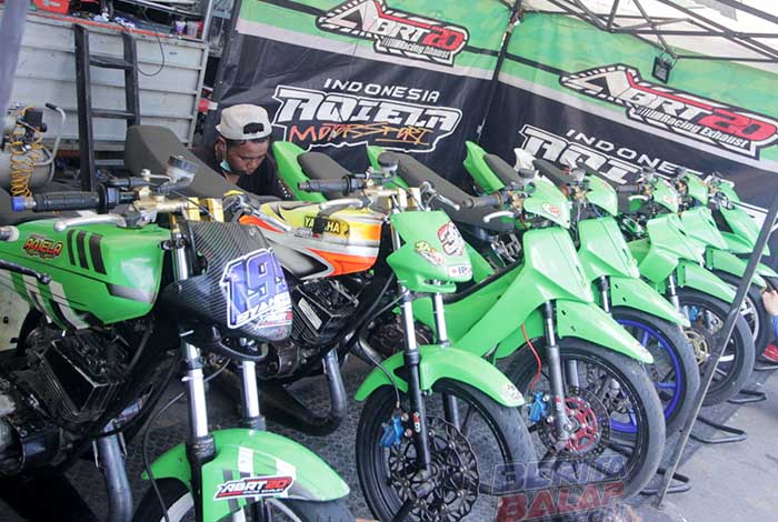 Kenapa Ban IRC Fasti2 Dipakai Banyak Tim 2 Tak & Dominasi Juara di Road ...