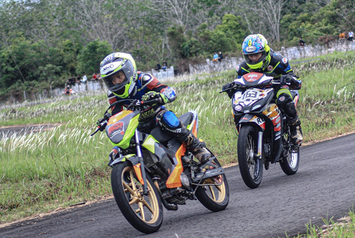 Dua Pembalap RS88 Racing School Sabet Double Podium Di Dua Kelas ...