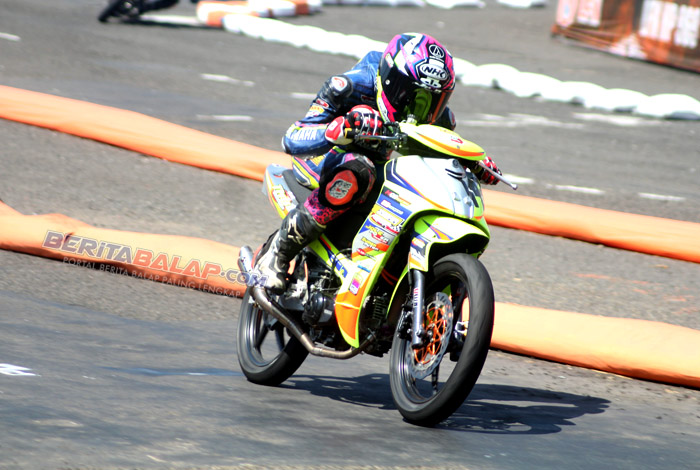 Dramatis, Jupiter 5TP Alfi Husni Bercirikan Pelek RCB SP522 Rajai Race ...