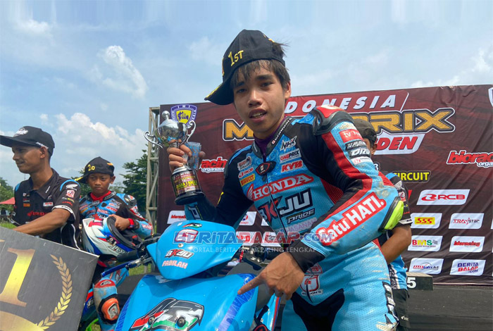 Juara di Race 1 Rookie Final Motoprix 2023, Reykat Yusuf Bawa Aksi Bela ...