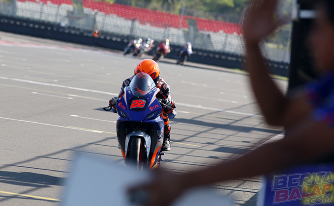 Lihat Saja Foto ! Fahmi Bassam Jauh Tinggalkan Lawan di R15 Pro YSR ...